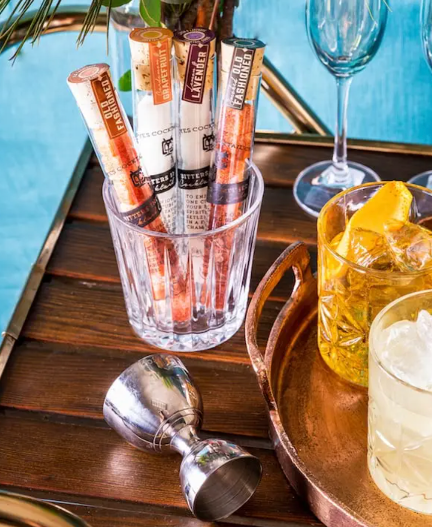 GRAPEFRUIT & CARDAMOM BITTERS INFUSED COCKTAIL CUBES – the blue béret